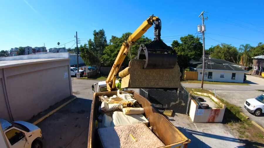 Bulky Trash Collection - Bulky Waste Collection - Petersen Industries