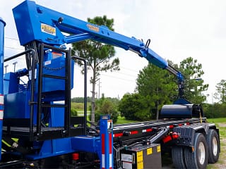 BL3 Knuckle Boom Grapple Truck & Grapple Loader