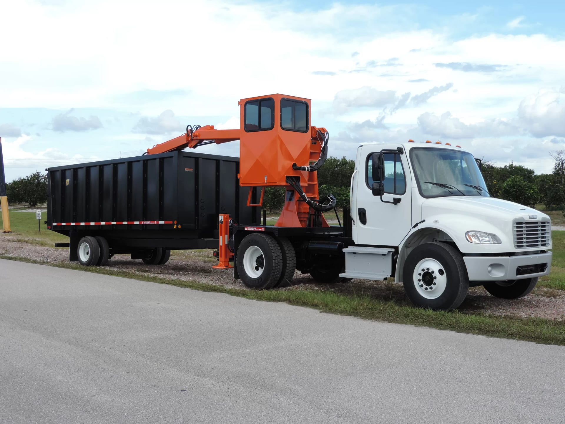 RL3 Rear Mount Grapple Loader - Petersen Industries Grapple Loaders